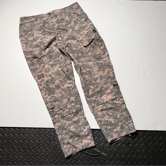 Vintage | Pants | 33 Vintage 00s United States Army Military Combat ...
